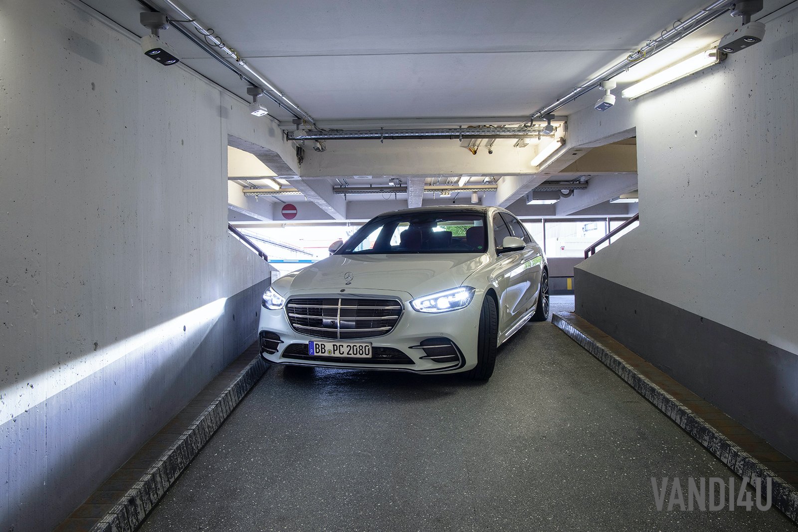 2021 Mercedes Benz S Class Features World's First Automated Valet ...