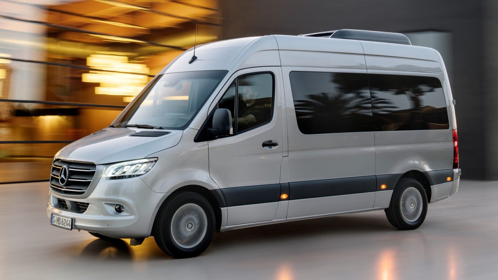 2022 Mercedes Benz Sprinter gets new engine and AWD system - Vandi4u